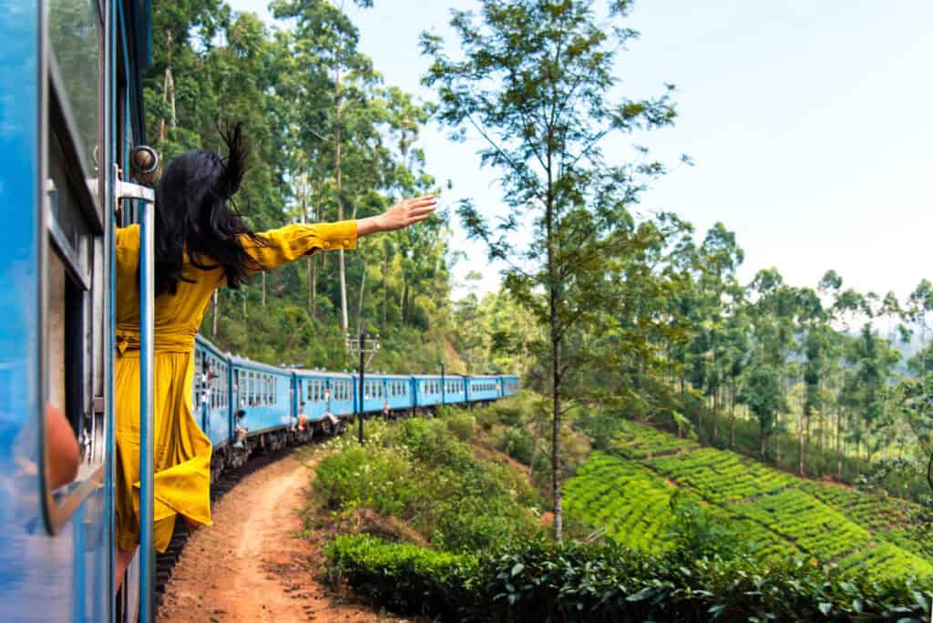 Kandy to Ella Train: A Scenic First Class Ride!