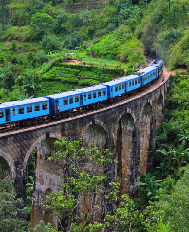 Kandy to Ella Train in 1st Class: Tips and Advice