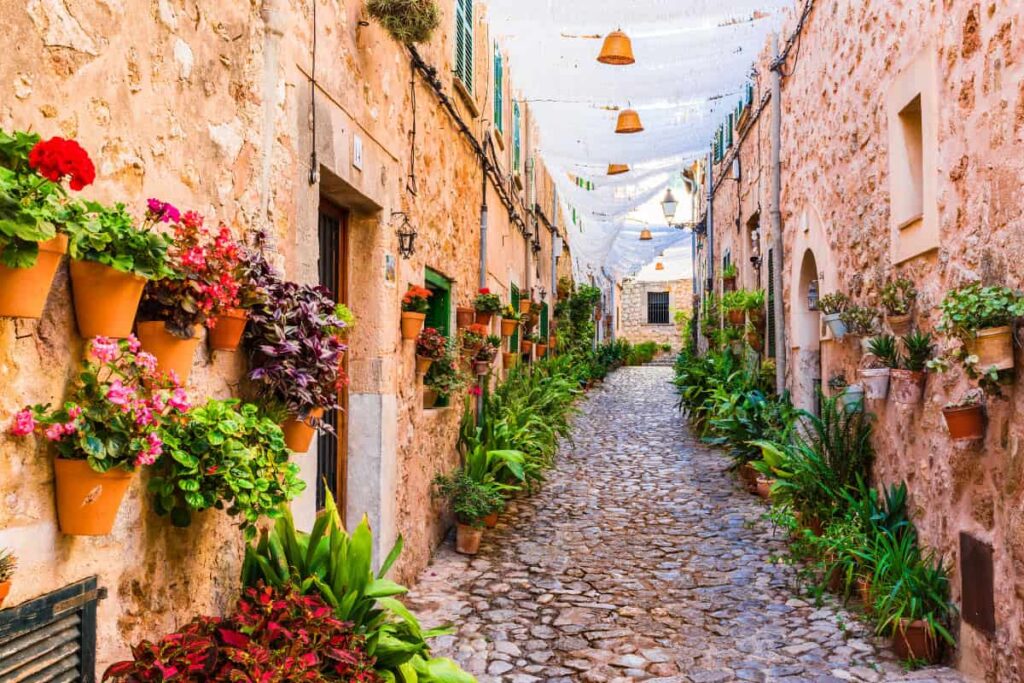 Where to Stay in Mallorca: Charming Areas and Towns
