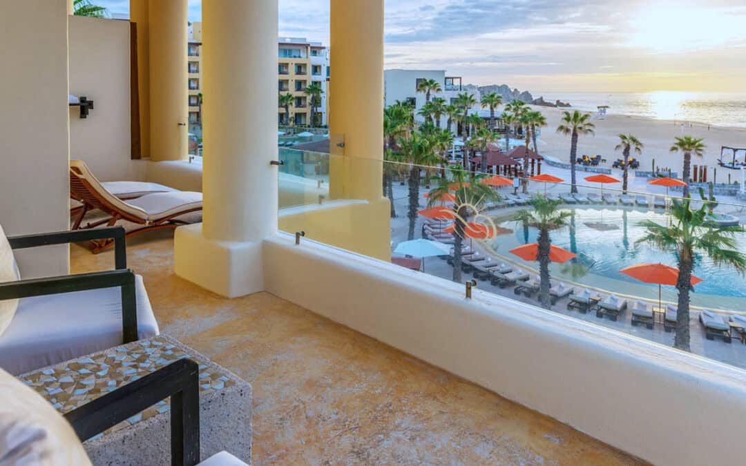 10 Best Resorts in Cabo San Lucas for Adults: Grown-Up Fun!